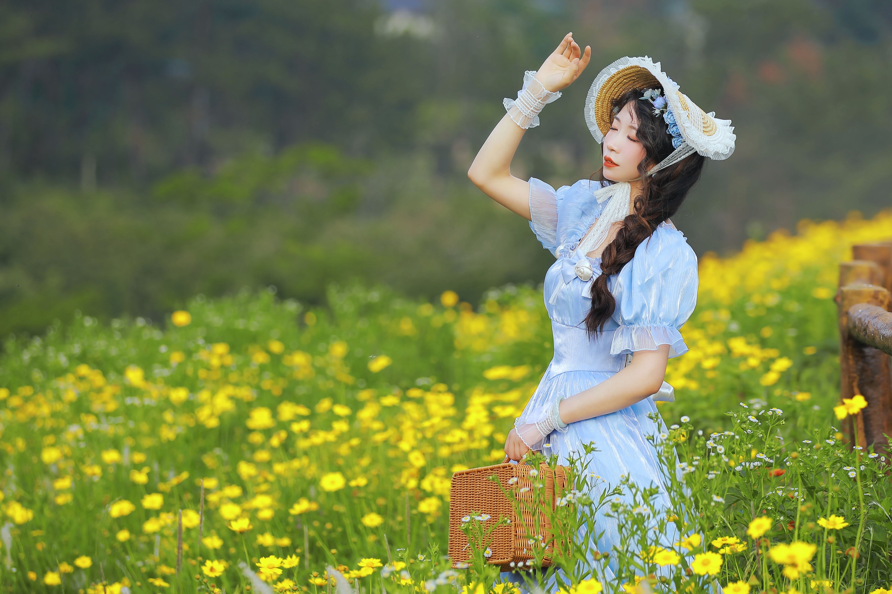 甜甜 – 《草原之歌》[22P]-66COS