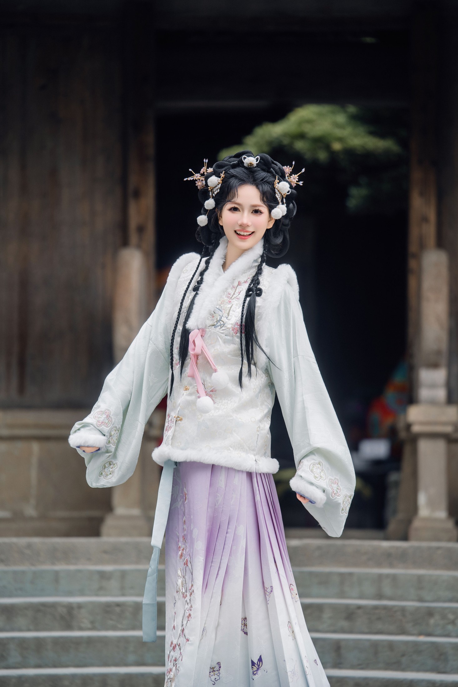 小陈 – 《远山乔》[20P]-66COS