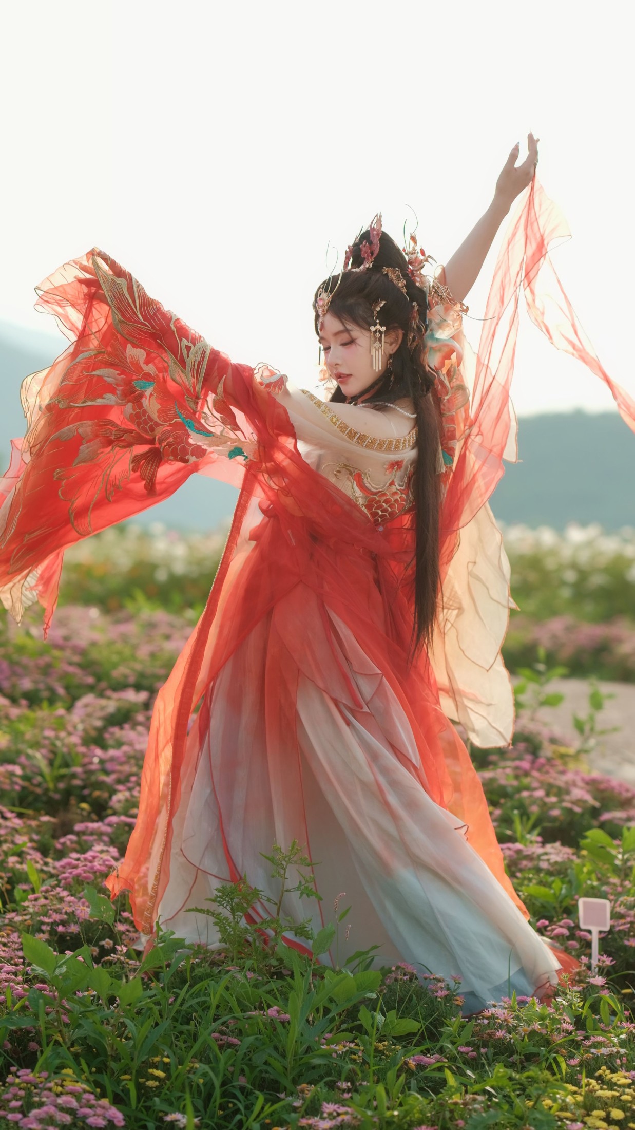 小上官 – 《花好看还是我好看》[15P]-66COS