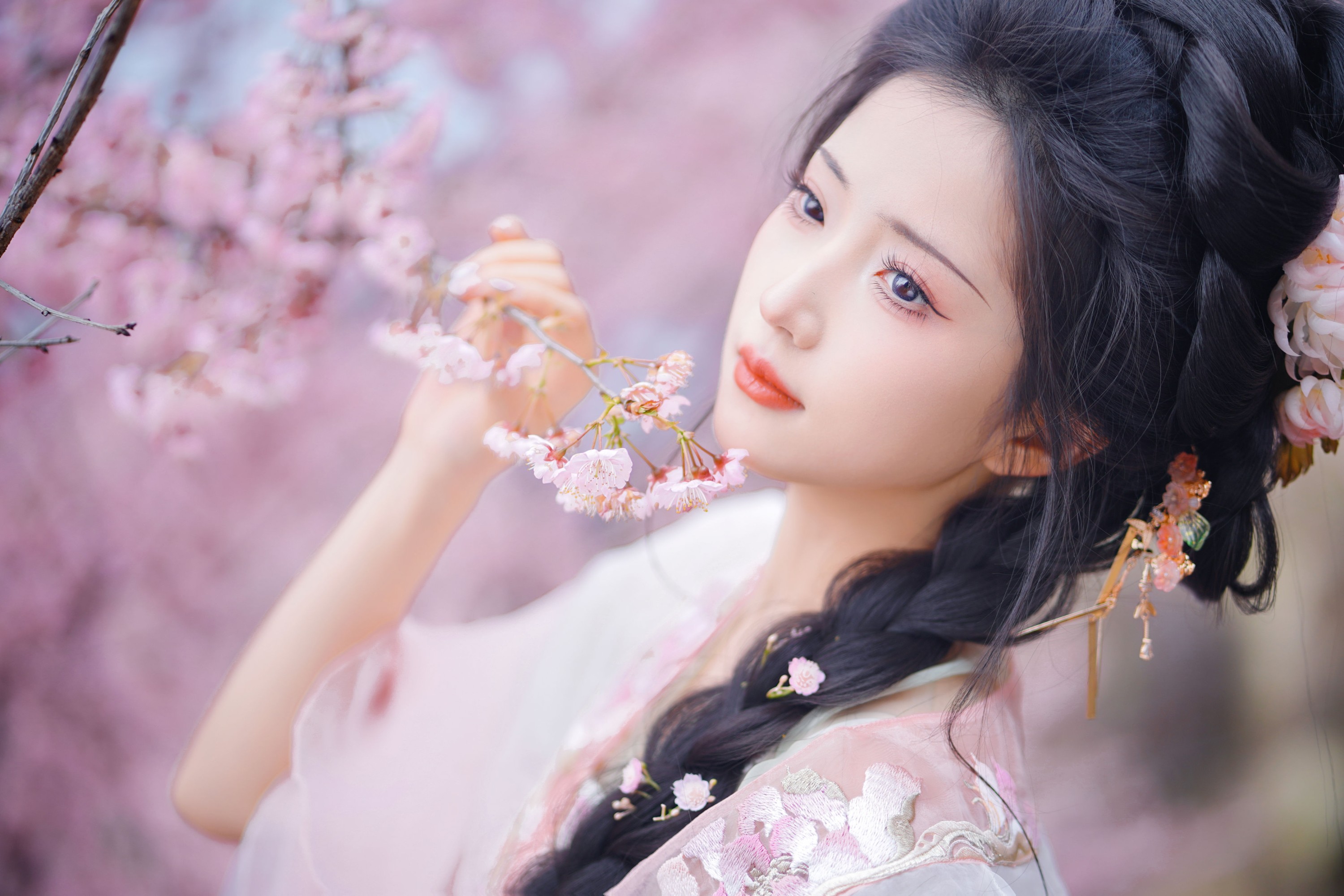 兔牙w – 《春日樱》[19P]-66COS